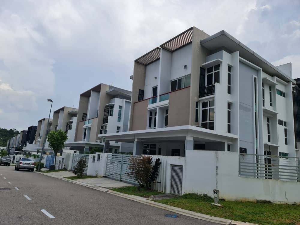 Taman Nusa Sentral,Iskandar Puteri,Spring Meadow Cluster House - Jinyan ...